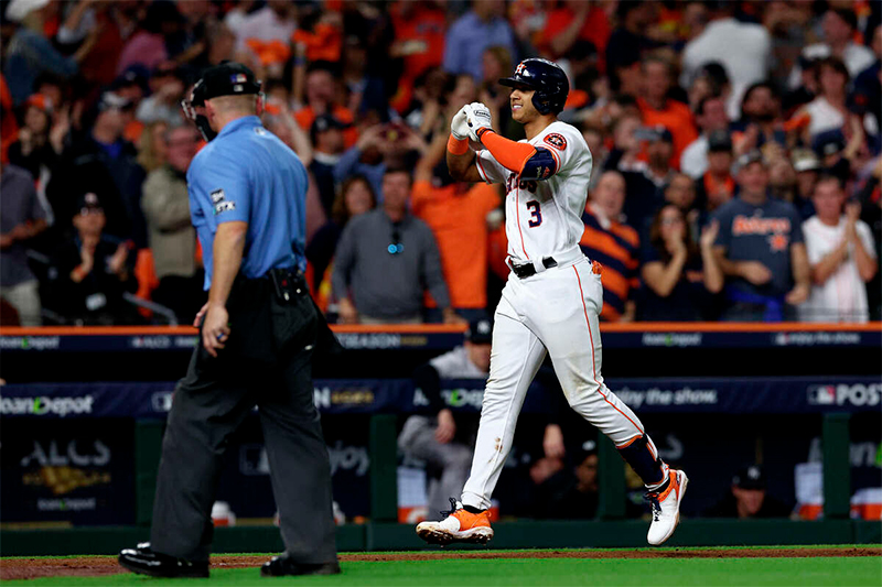 Jeremy Peña y Justin Verlander guían a los Astros sobre Yankees